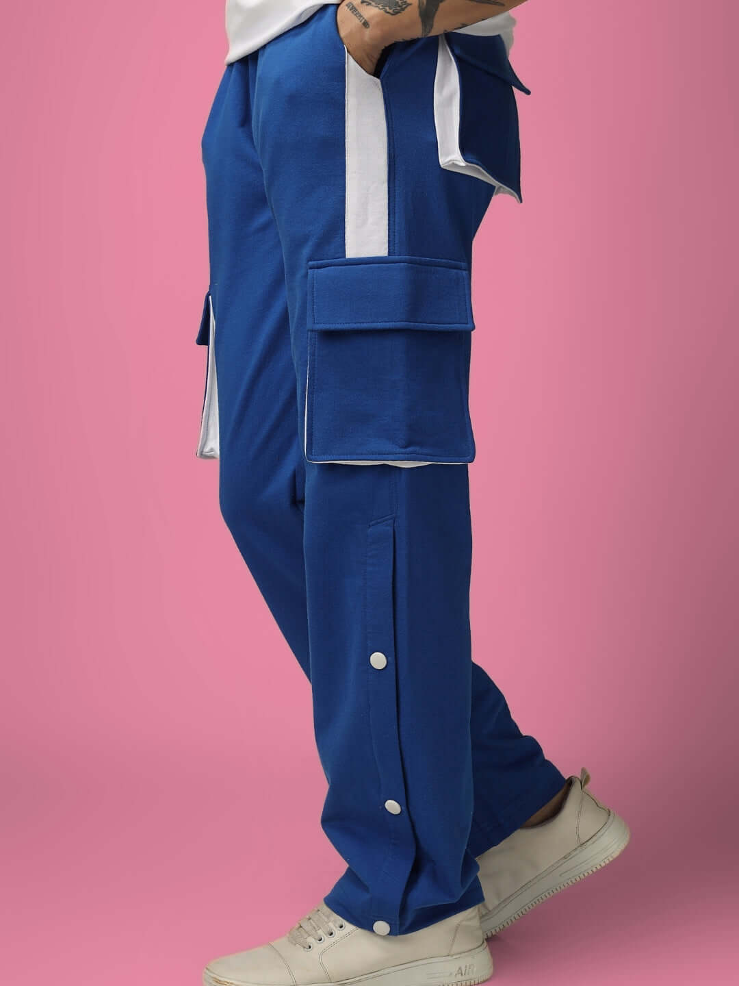 BRACKET CARGO PANT BLUE WHITE HIGHLIGHTER | Buy Online at Wearduds India